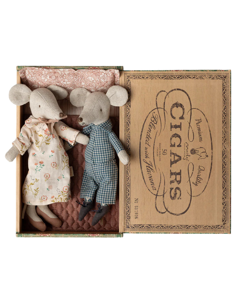 Grandparents Mice Plush Toy with Box - Maileg | Veille sur toi
