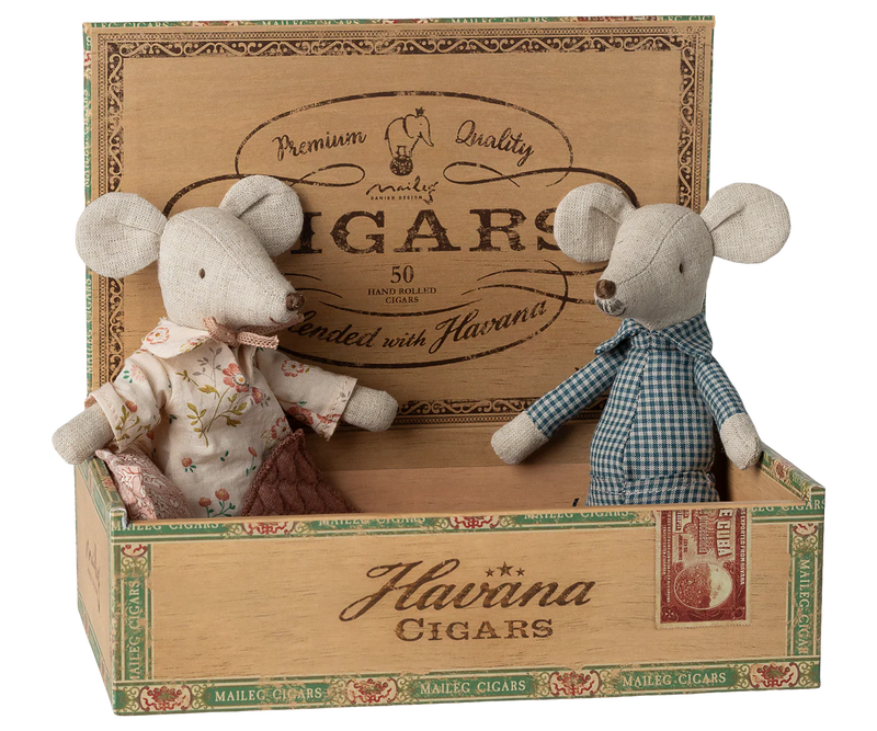 Grandparents Mice Plush Toy with Box - Maileg | Veille sur toi